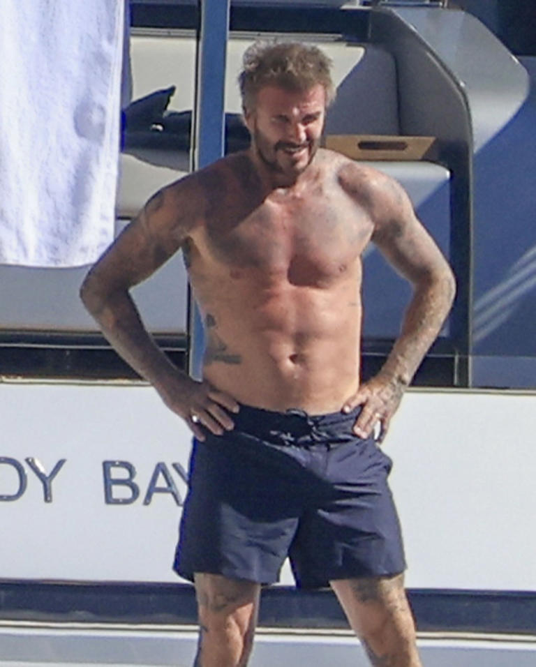 Bikini-clad Victoria Beckham and shirtless David celebrate holiday on ...