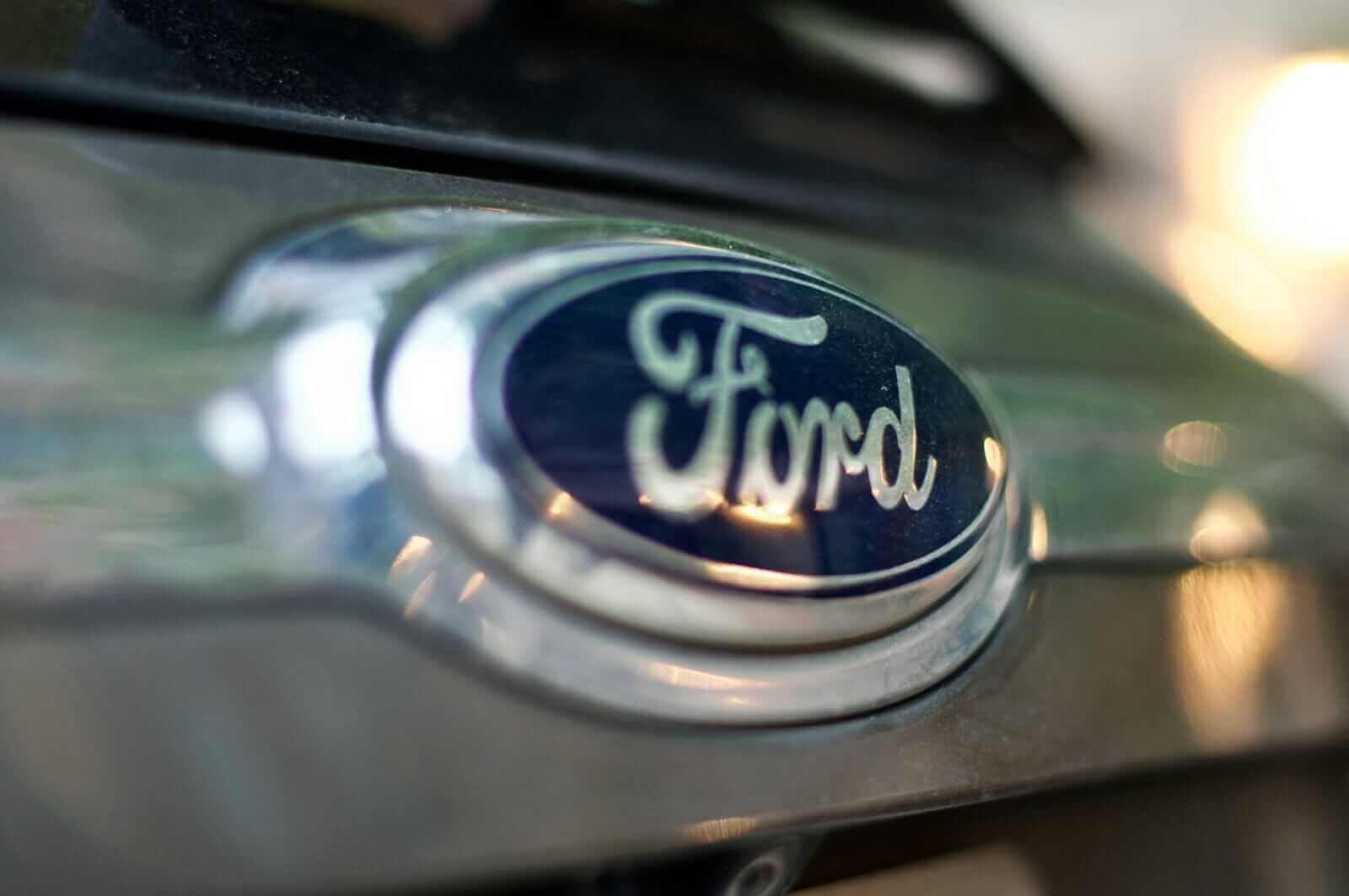 Institutional investors love Ford stock - buying huge, unusual volume ...