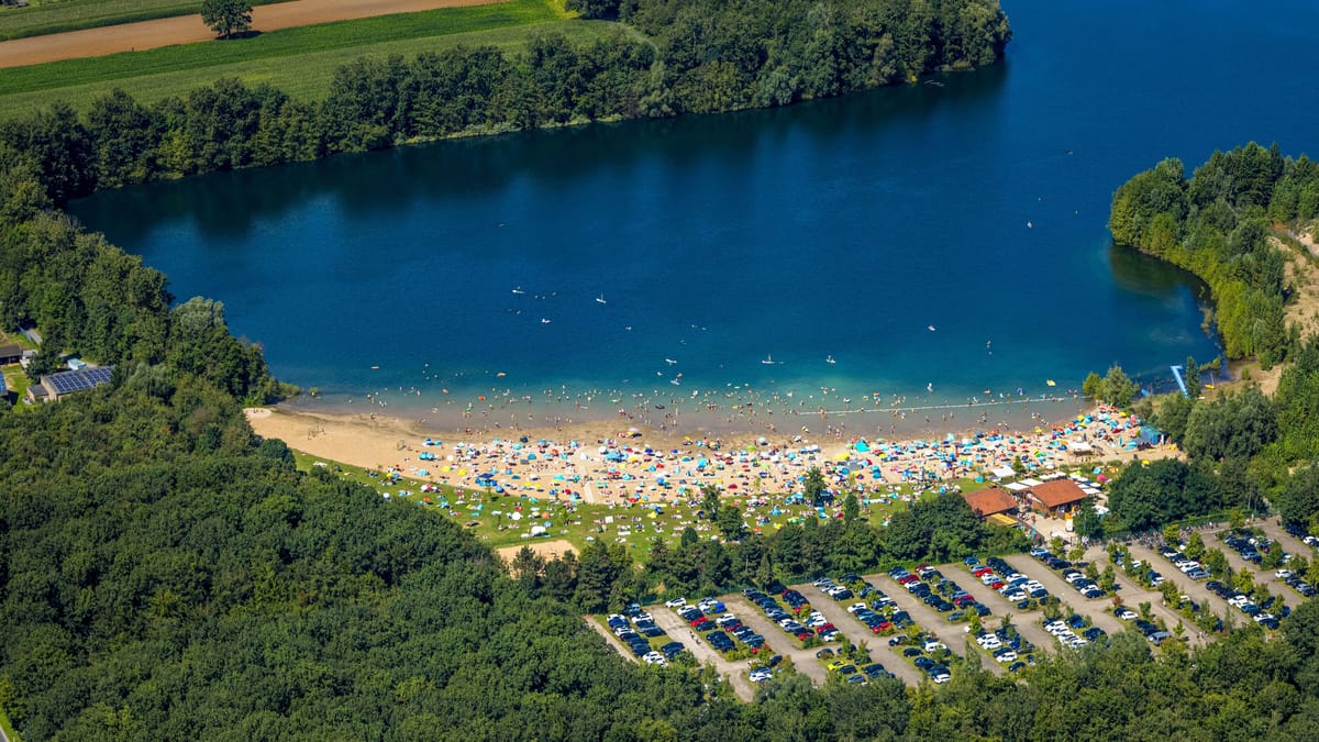 Badesee Mit Sandstrand