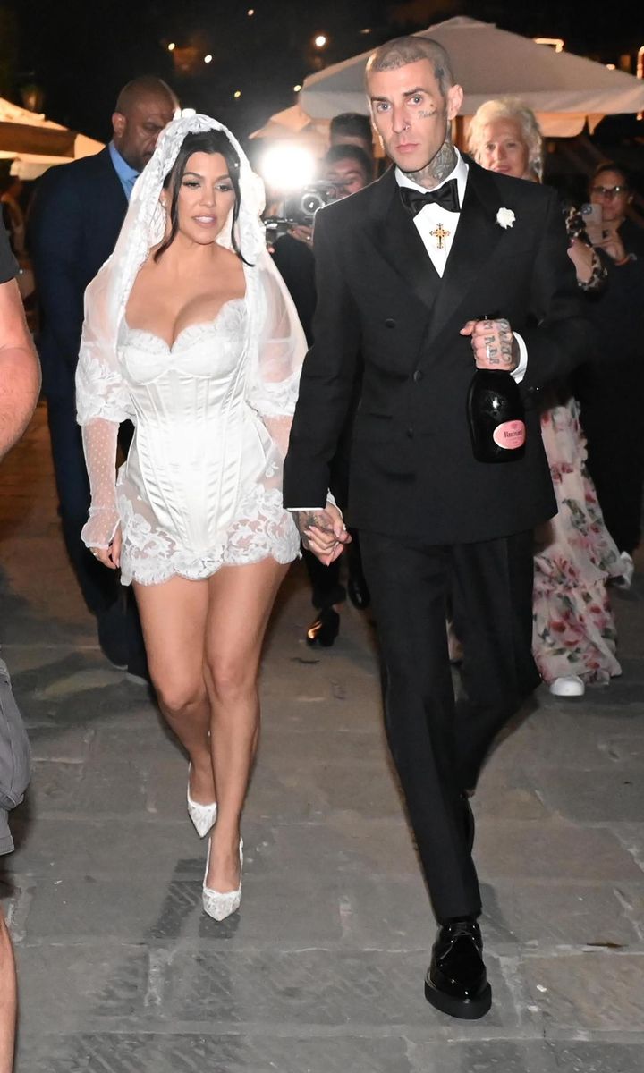 Kourtney Kardashian and Travis Barker take "til death do us part" to ...
