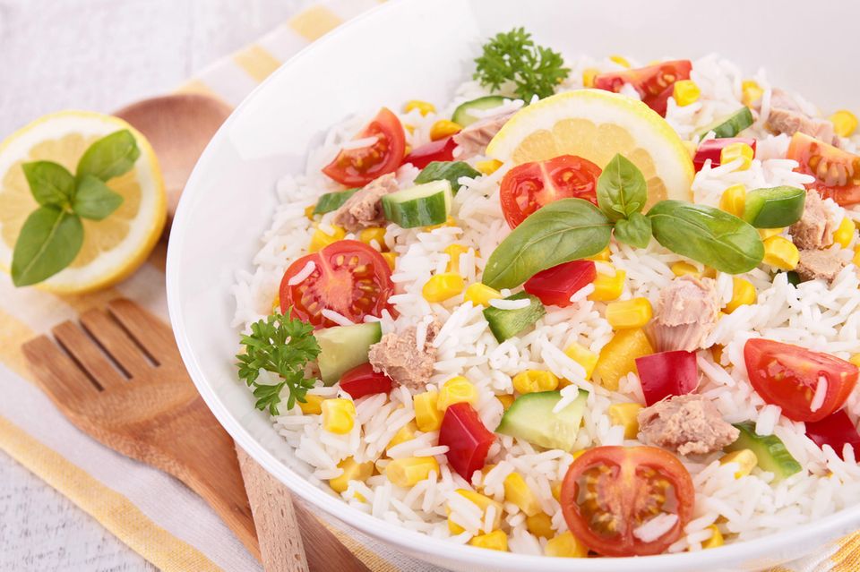 Sommerküche: Bunt, abwechslungsreich, frisch: Rezept für einen leckeren ...