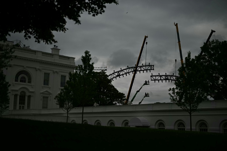 Trump builds giant stage at White House for birthday cage fight