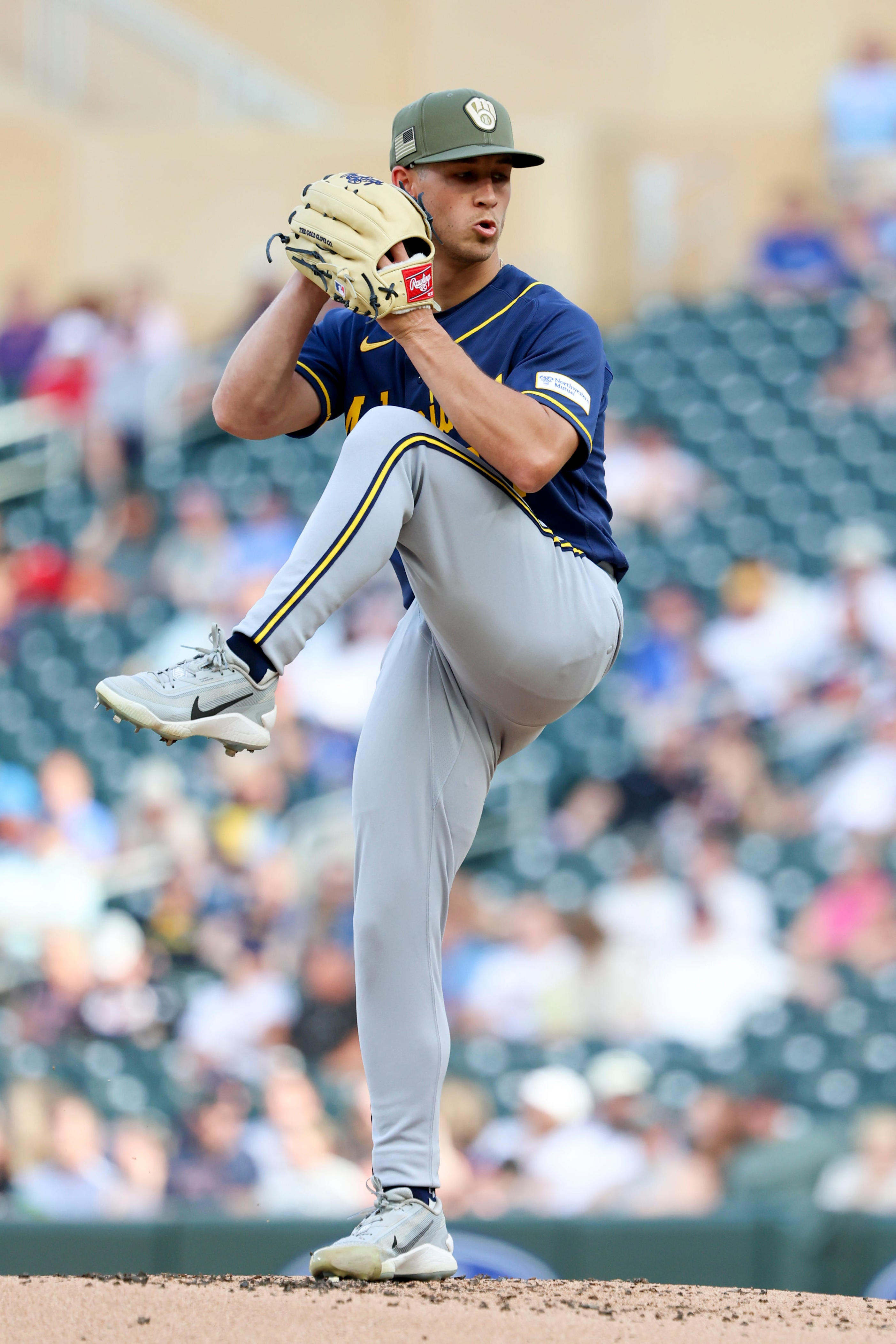 Brewers 5, Astros 4 (10 innings): Abner Uribe's gut-check proves huge