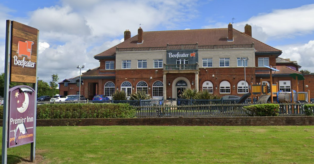 Update on popular Bispham Beefeater pub as new message goes up on door