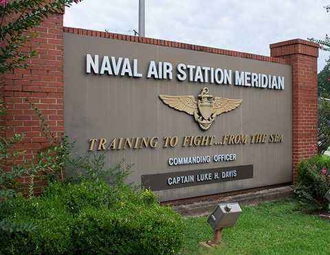 Both pilots OK after military jet crashes off Highway 45 near Noxubee ...