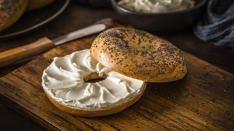 16 of the absolute best cheeses for melting, according to a chef