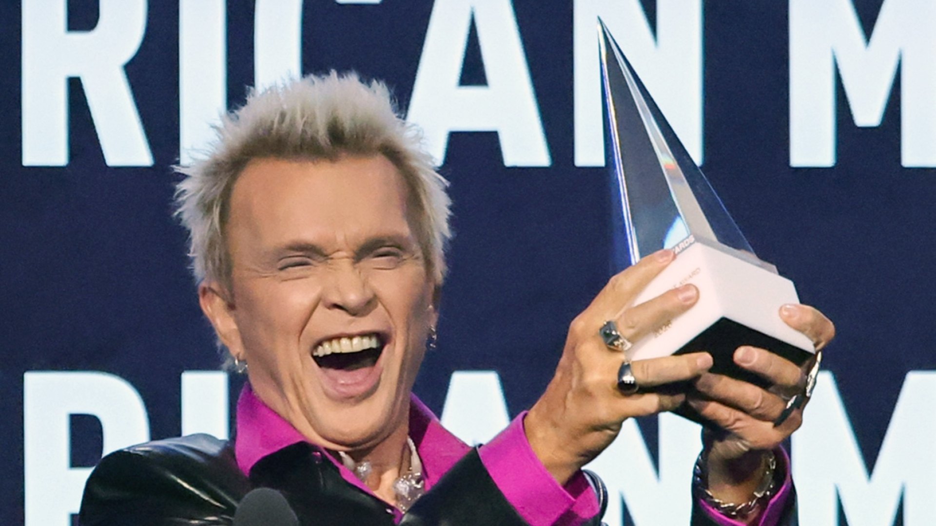 Billy Idol reflects on his 2026 AMAs lifetime achievement award