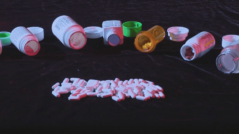 Arkansas experts warn of counterfeit pill crisis as hard-to-detect ...