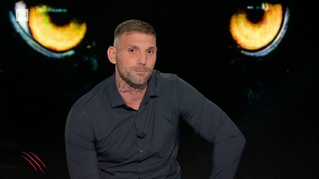 Mirco Ricci: "Spero di raccontare a mio figlio i miei sbagli" - Belve ...
