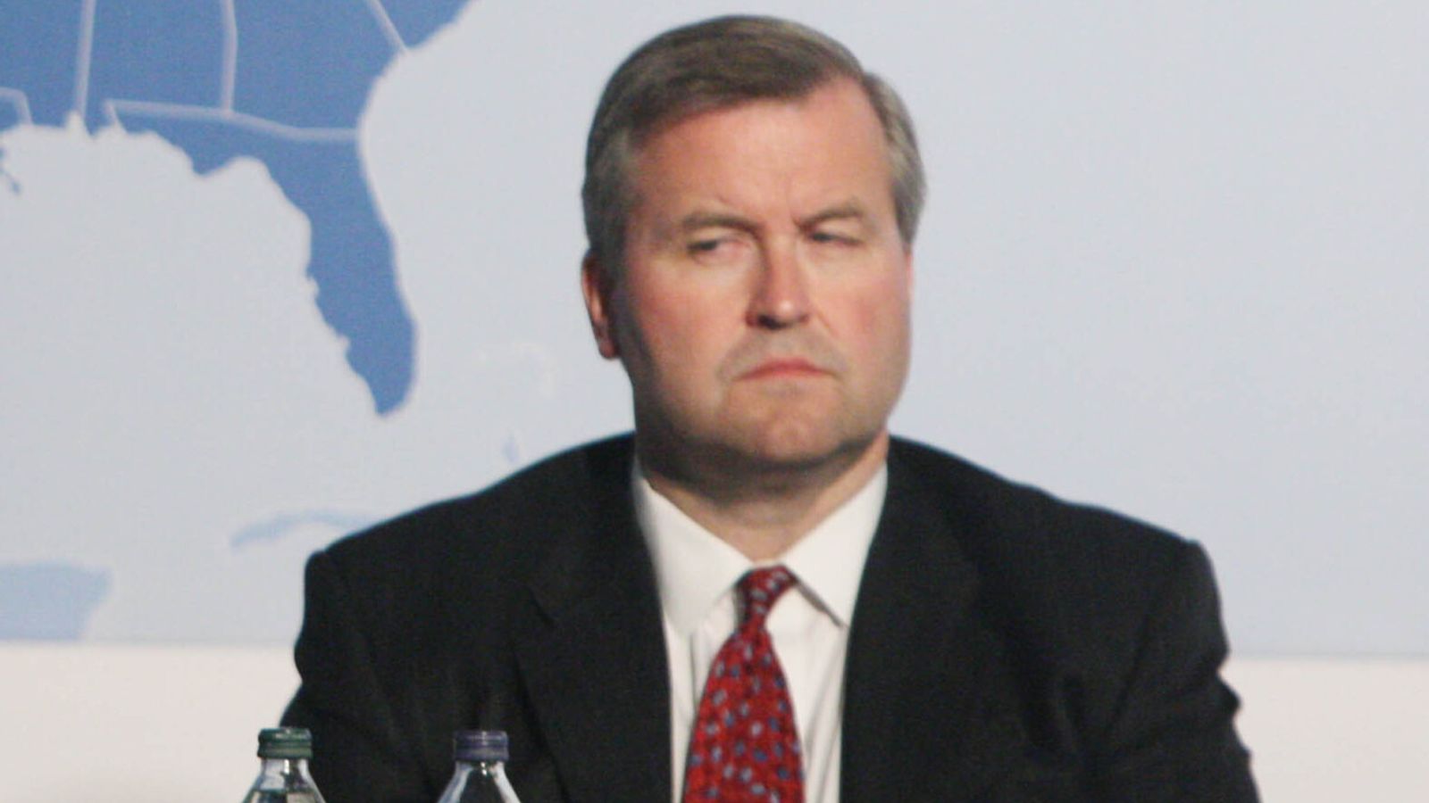 Ousted BP chair rejects 'lies' over his conduct
