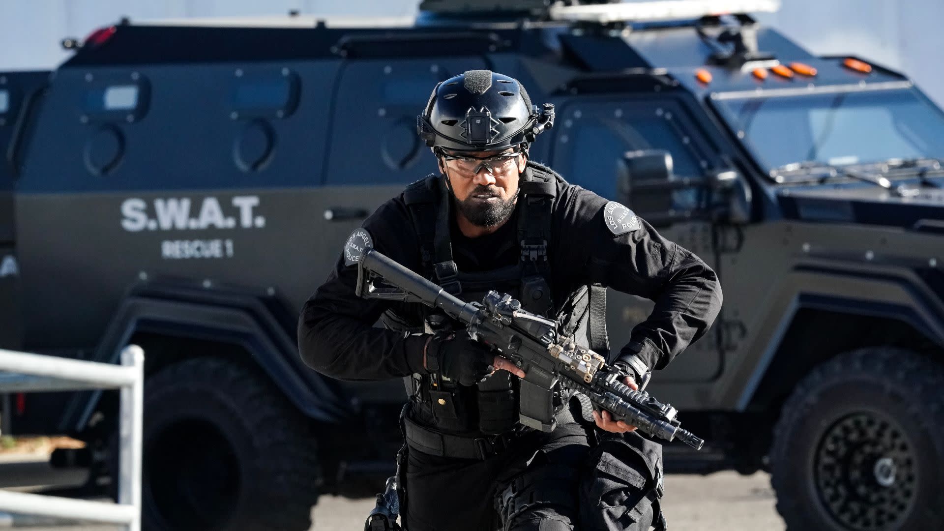 Shemar Moore brings Hondo back for new 'SWAT Exiles' spinoff