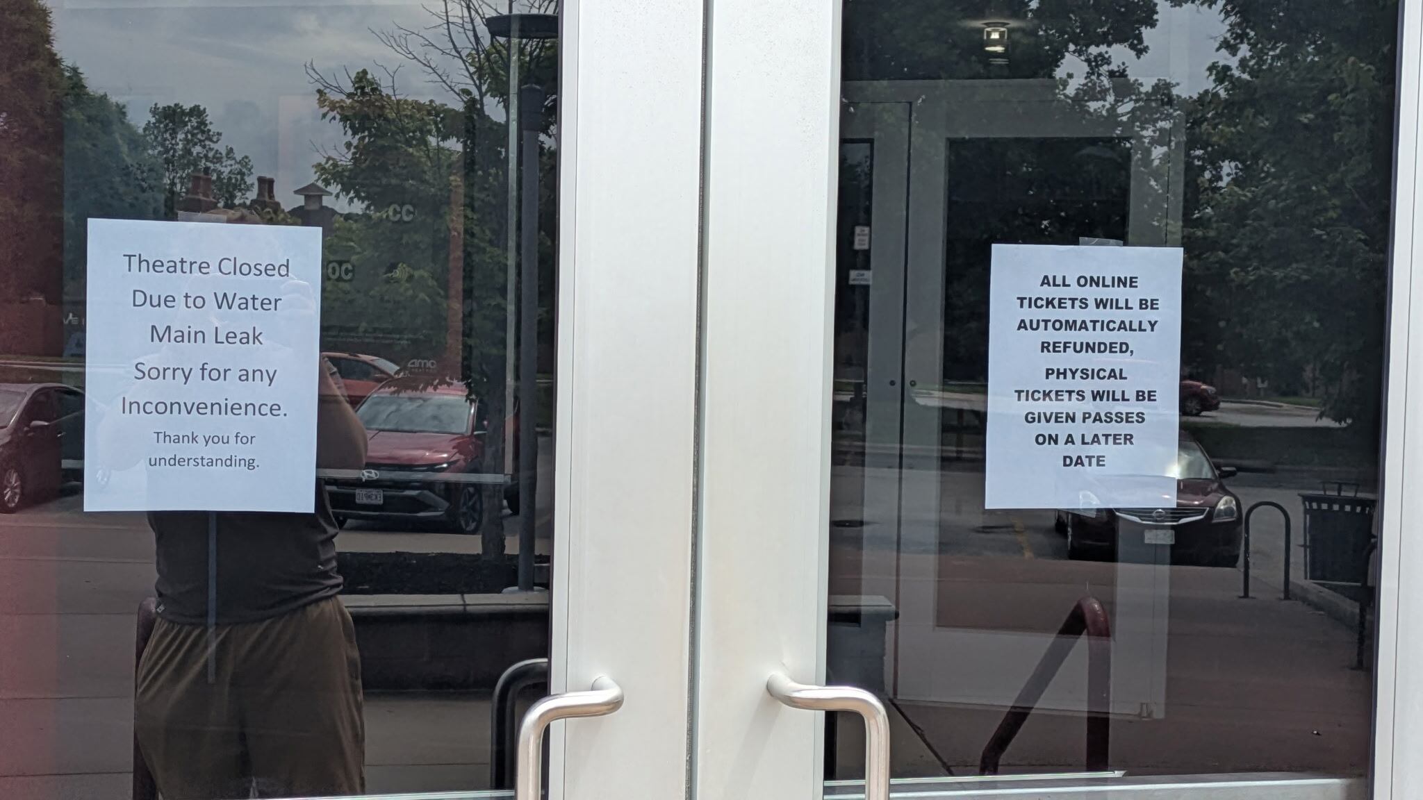 AMC 11 in Springfield closes due to water main break