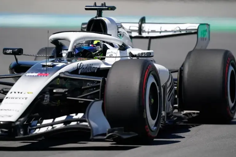 ¿Checo Pérez se va de Cadillac? Esto se sabe sobre el futuro del mexicano