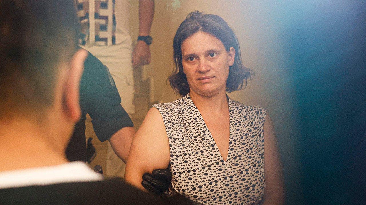 Mother, boyfriend allegedly abandoned blindfolded young sons in remote ...