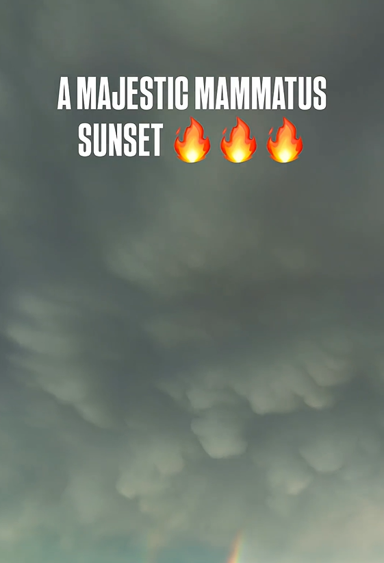 Incredible mammatus sunset | Stunning storm-chasing sky footage