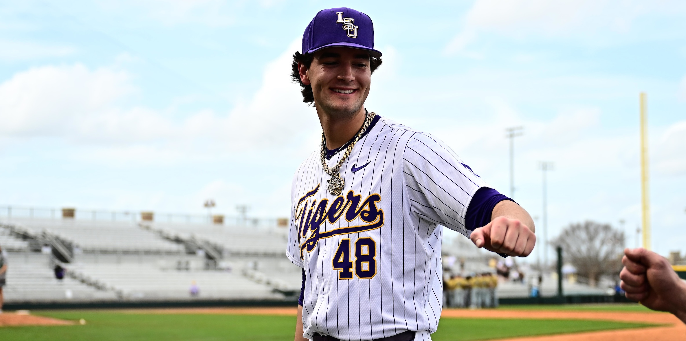 LSU right-handed pitcher Mavrick Rizy plans to enter NCAA transfer portal