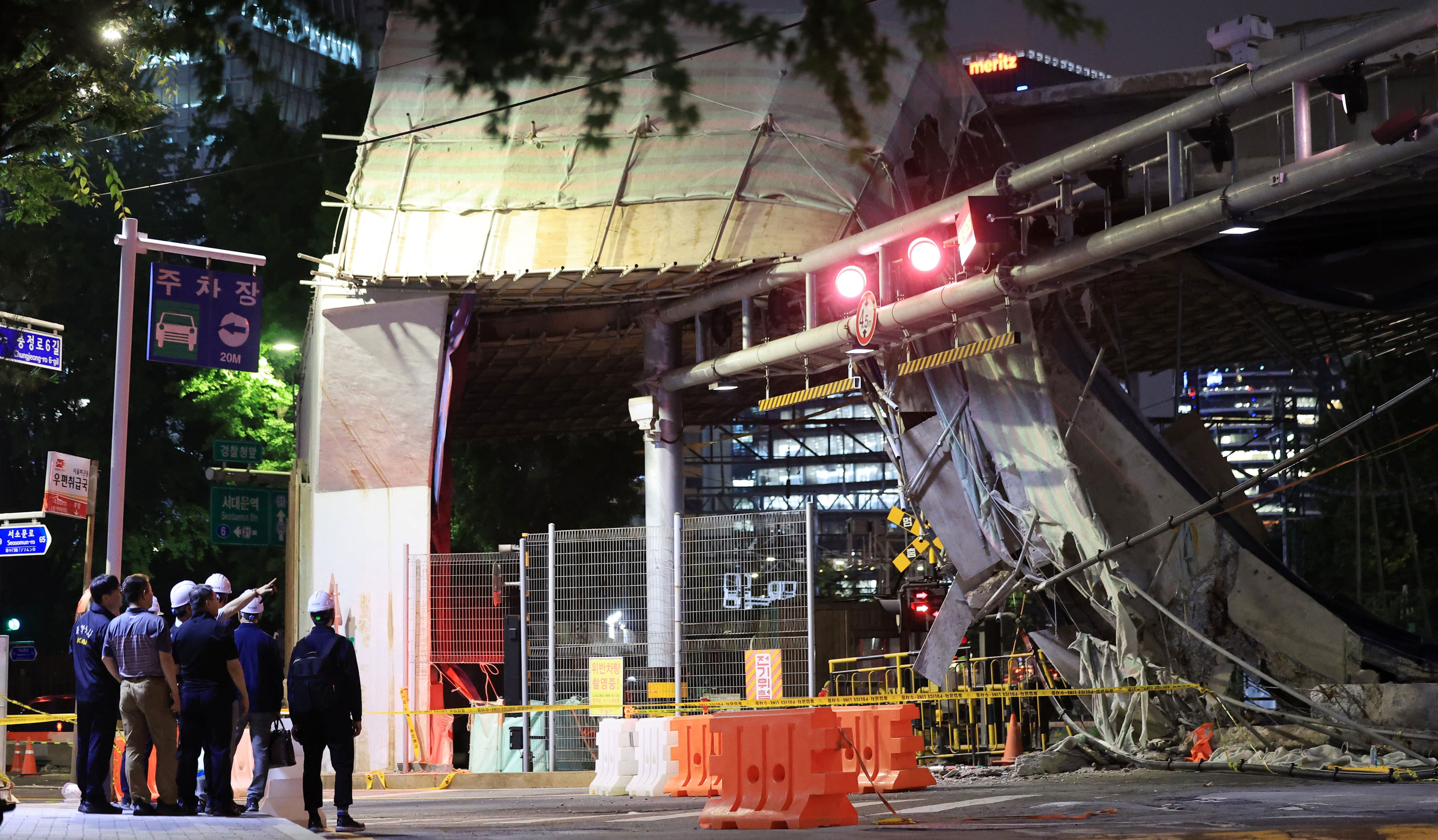 Prosecution forms team for overpass collapse investigation