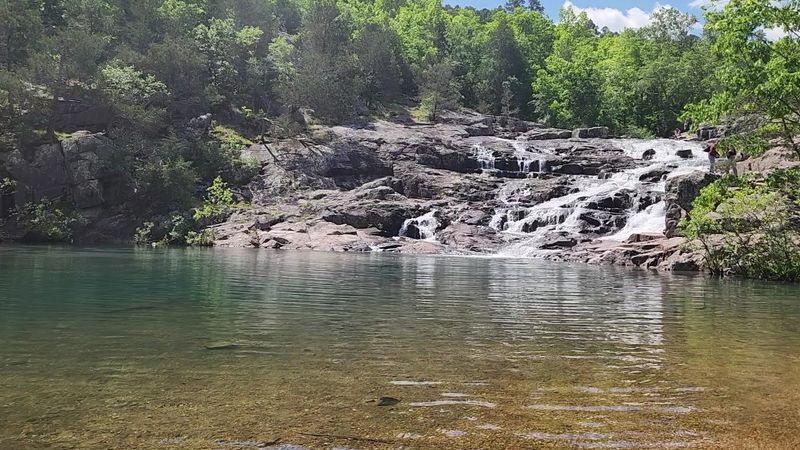 12 Missouri swimming spots with crystal-clear water worth the drive