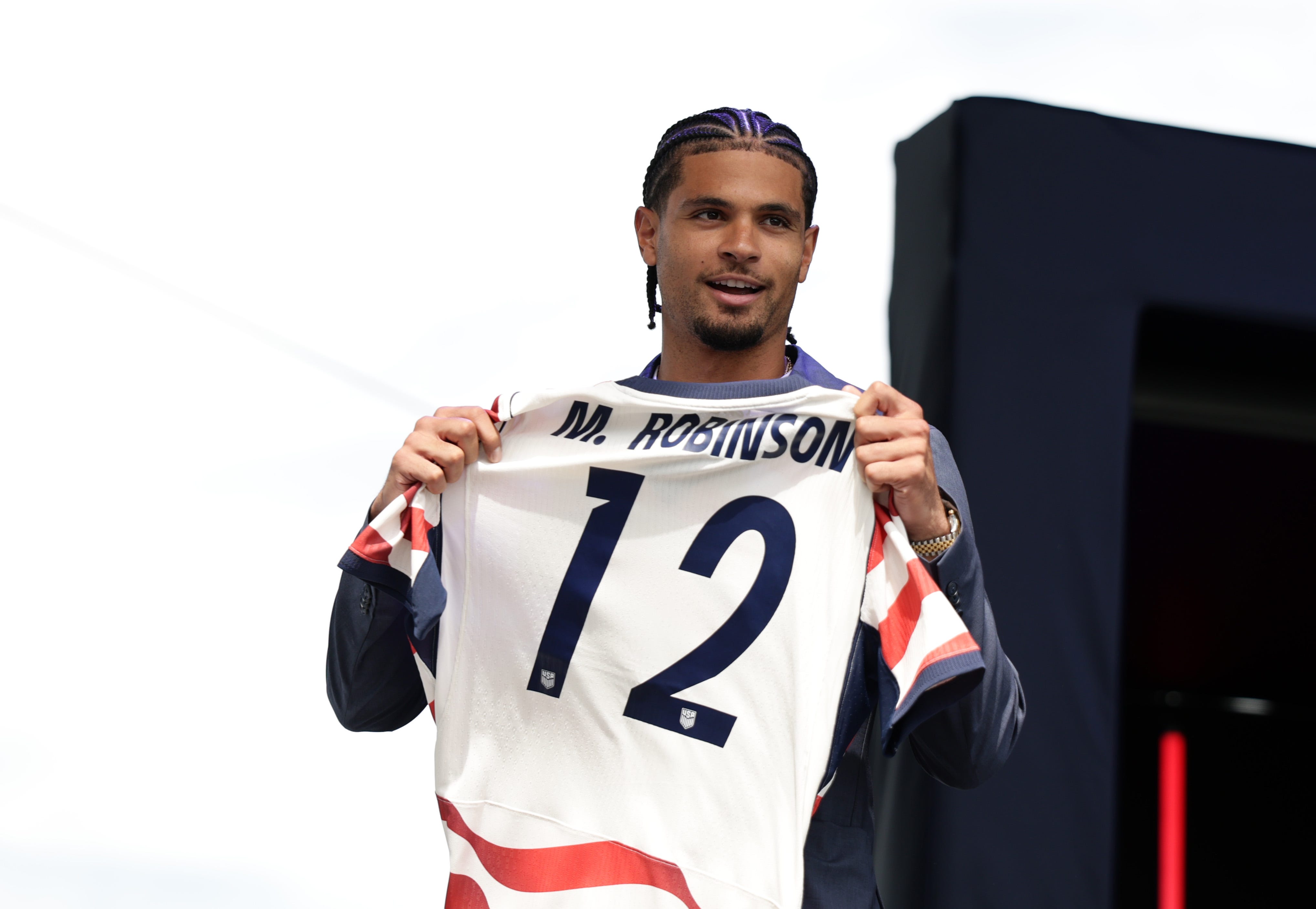 An Arlington native will don the Stars and Stripes at the World Cup