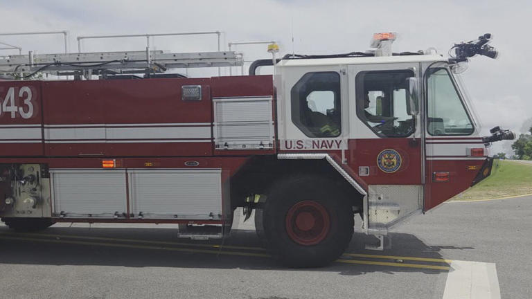 Navy pilots eject before plane crash in Noxubee County