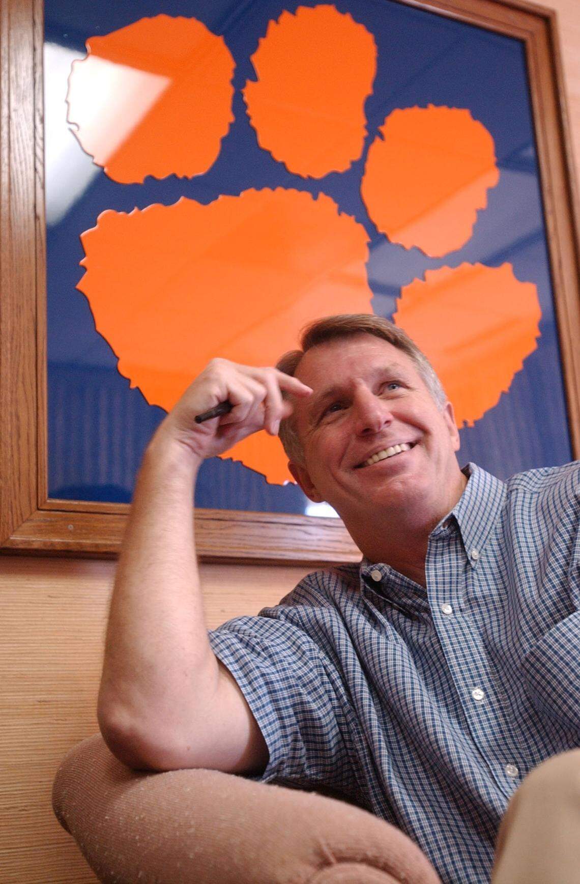 Former Clemson athletic director Terry Don Phillips dies. School mourns ...
