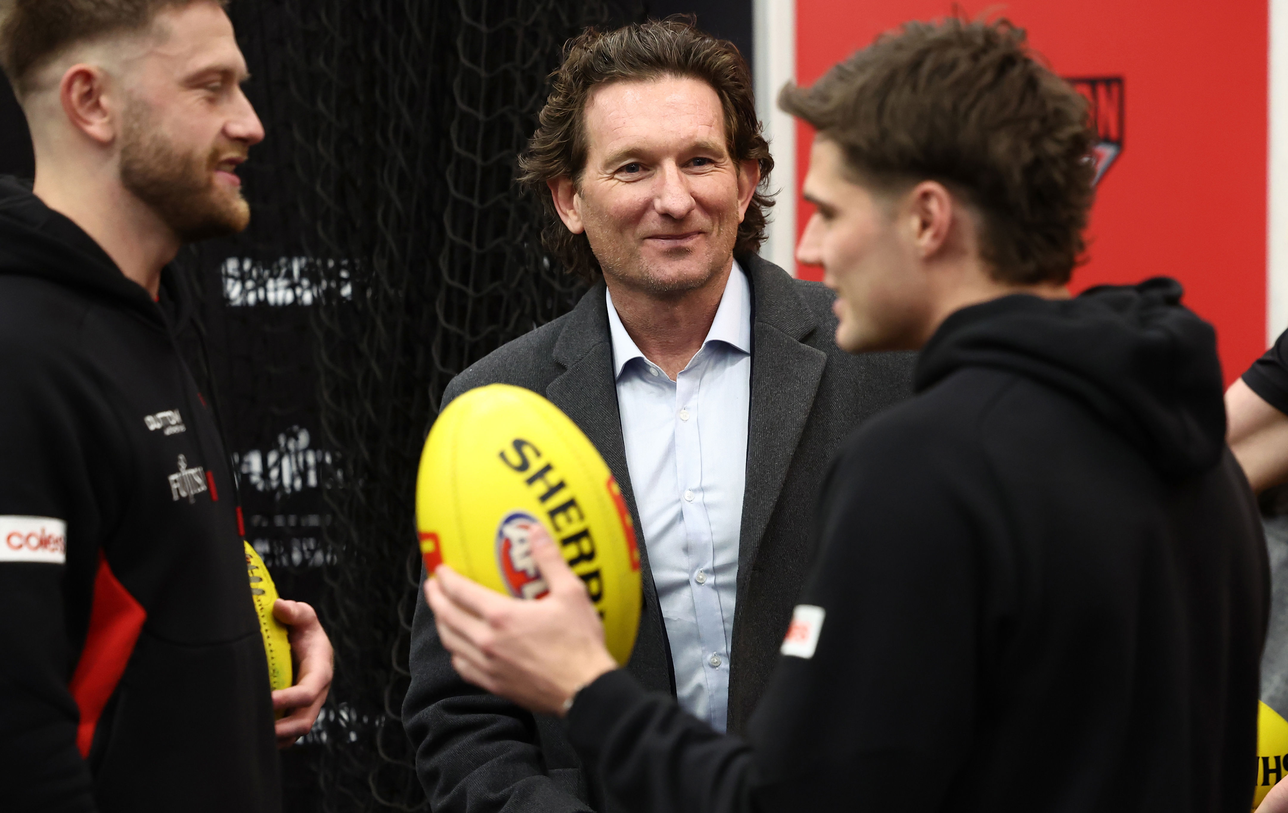 Ken Hinkley calls out 'clear' James Hird issue as AFL great makes call ...