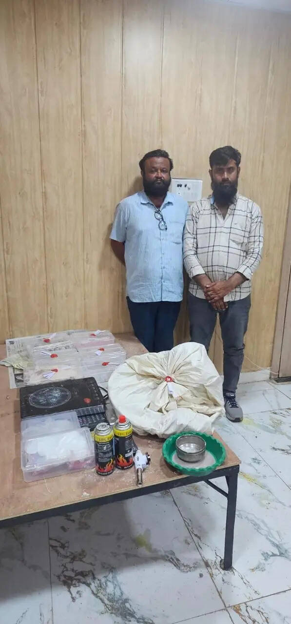 Vapi scrap godown used as drug lab; ₹1cr MD, equipment seized