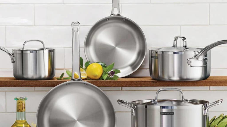 Costco's 12-Piece Stainless Steel Cookware Set Is Replacing Shopper's ...