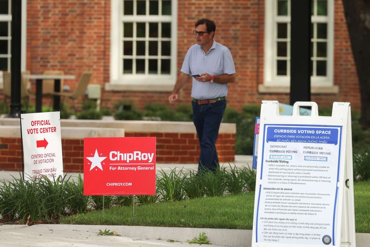 Live updates: Primary runoffs underway in key Texas races, polls close ...