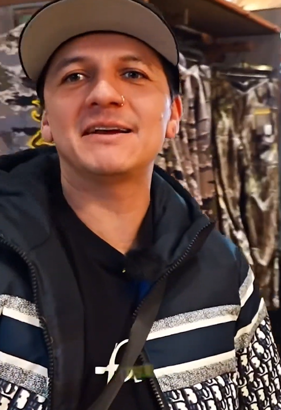 Tienda Outdoor World en Gurnee Mills Mall: productos de camping, pesca ...
