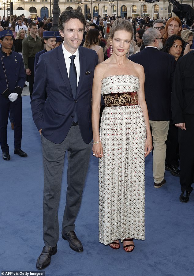 Vogue model is expecting her sixth baby at age 44 after marrying into ...