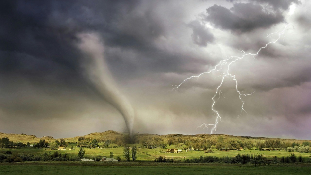 Forecasters say the southern Plains will reload with tornadoes, hail ...