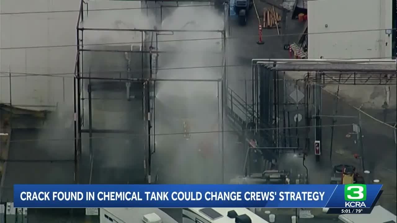 California chemical tank crack may have lowered explosion risk