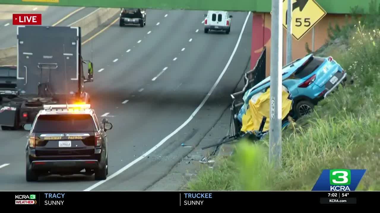 CHP responds to deadly crash on Capital City Freeway in Sacramento