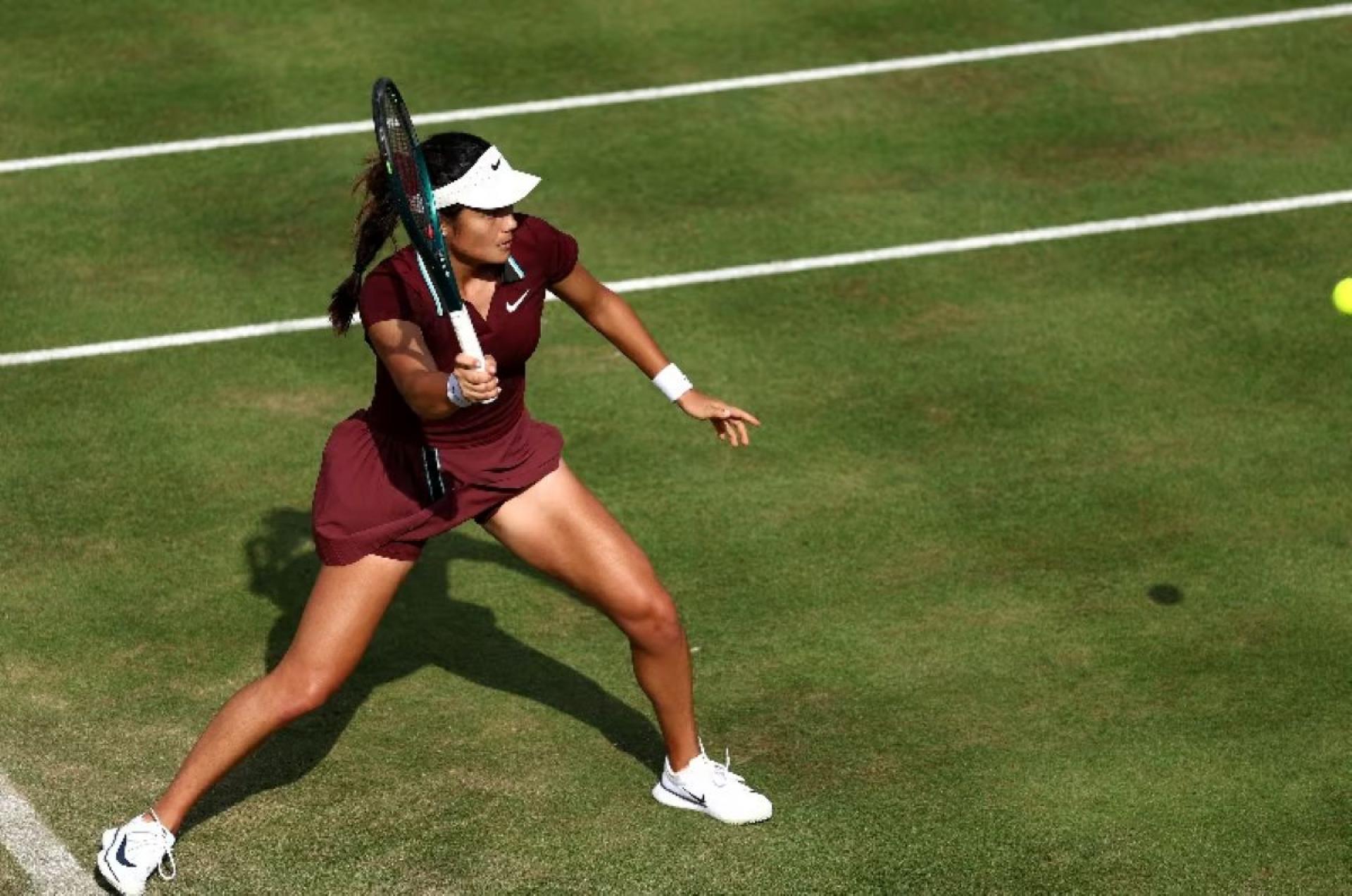 Emma Raducanu loads up her grass schedule after early French Open exit