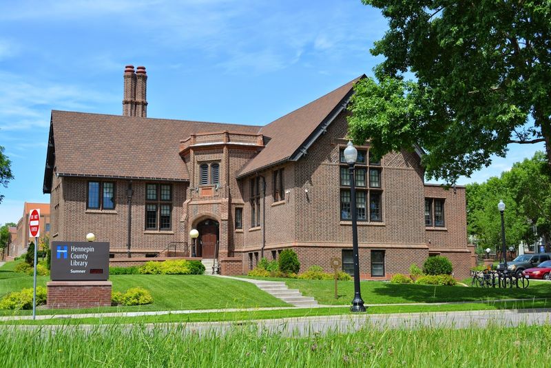 The Minnesota library where immigrants learned English from picture books