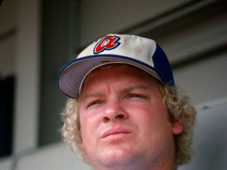 Atlanta Braves legend Bob Horner dead at 68