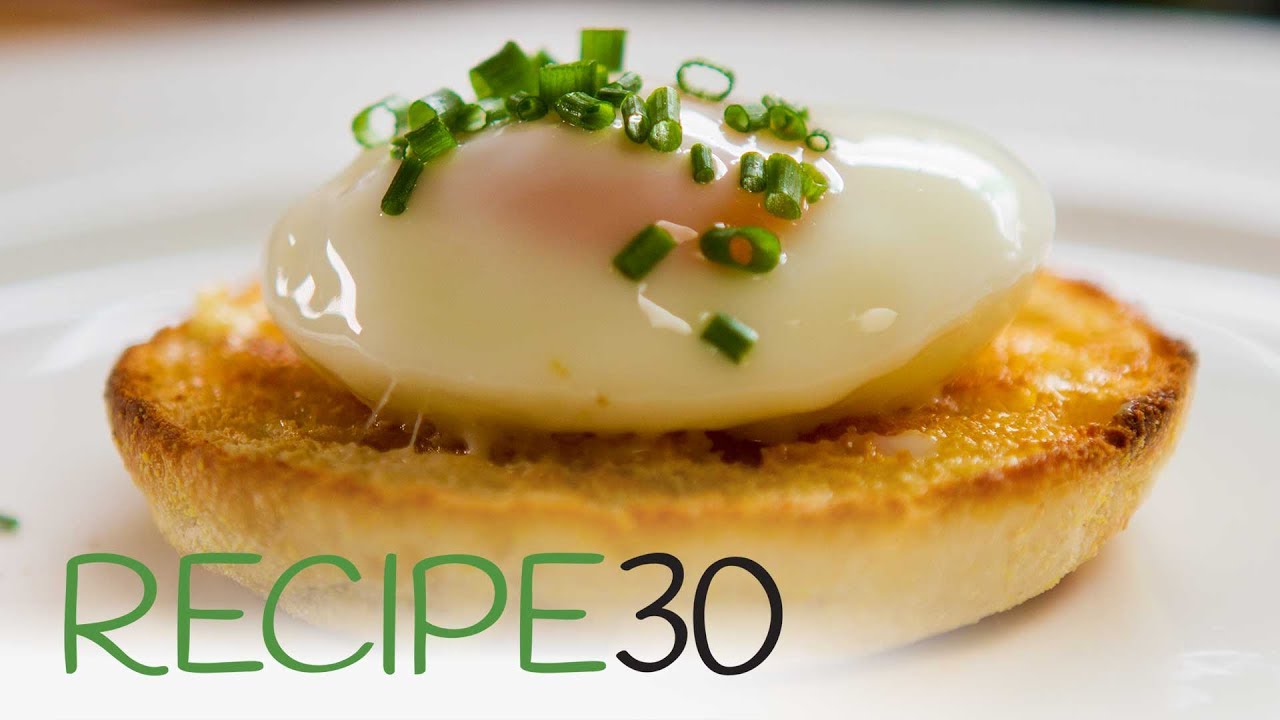 How to poach eggs in a microwave