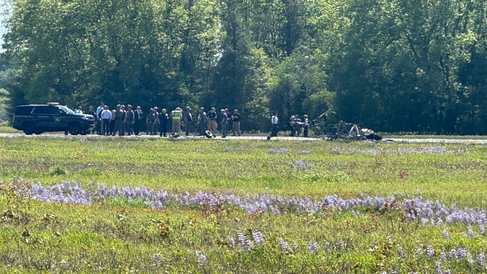 Plane crashes near Saratoga County Airport