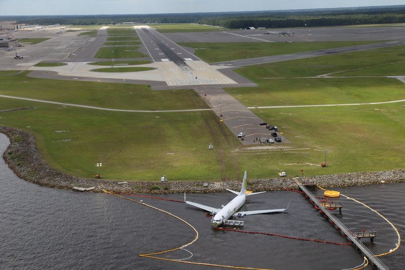 NTSB wants FAA to revise runway safety assessments during heavy rainfall