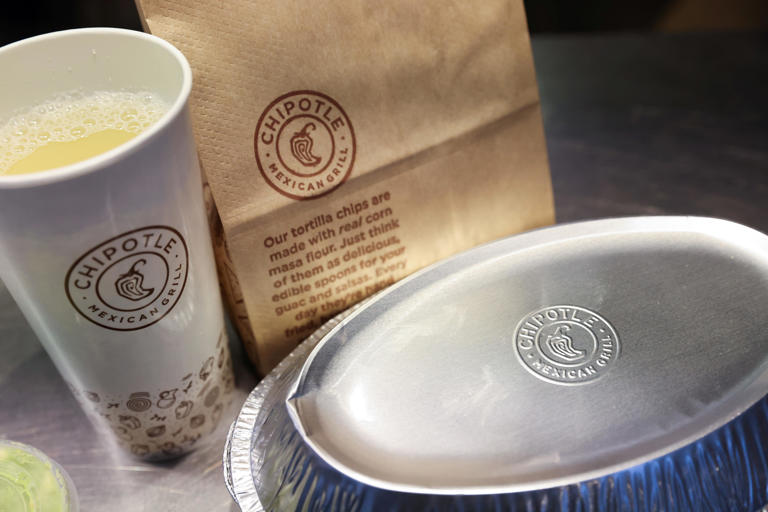 Chipotle is testing a new crispy chicken. Cue the internet debate