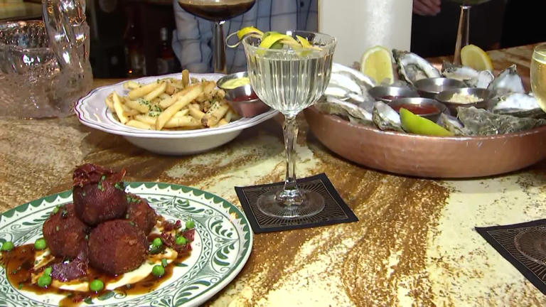 Downtown Phoenix’s Filthy Martini pours $10 martinis with small bites ...