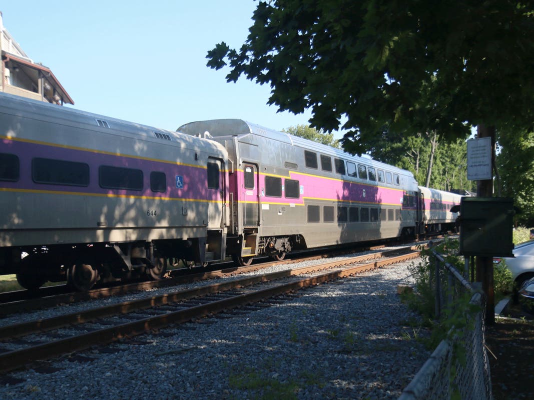 Moulton Reintroduces High-Speed Rail Bill With $41 Billion Annual Bill