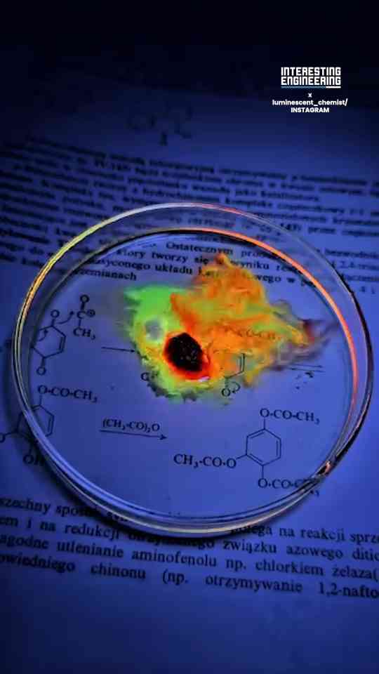 Fluorescent chemical reaction