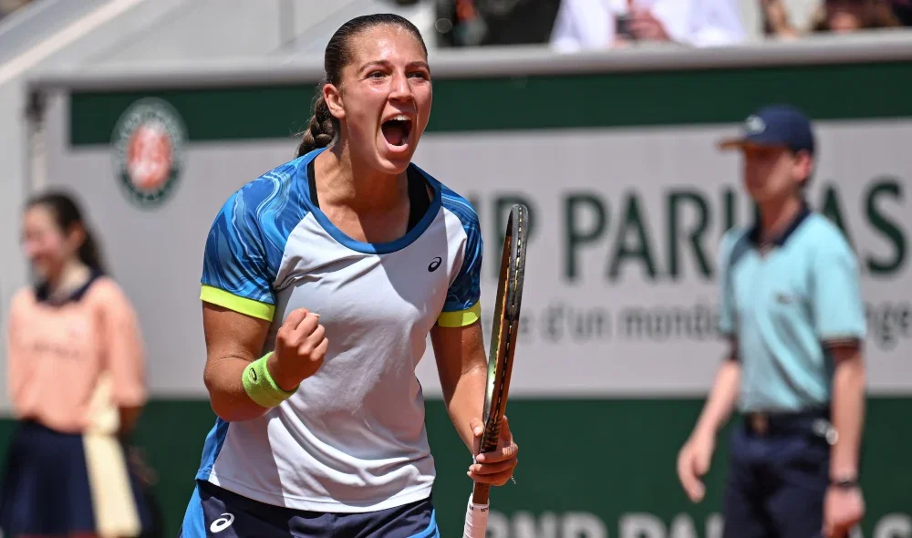 Parry vände underläge – slog ut Kalinina i Roland-Garros