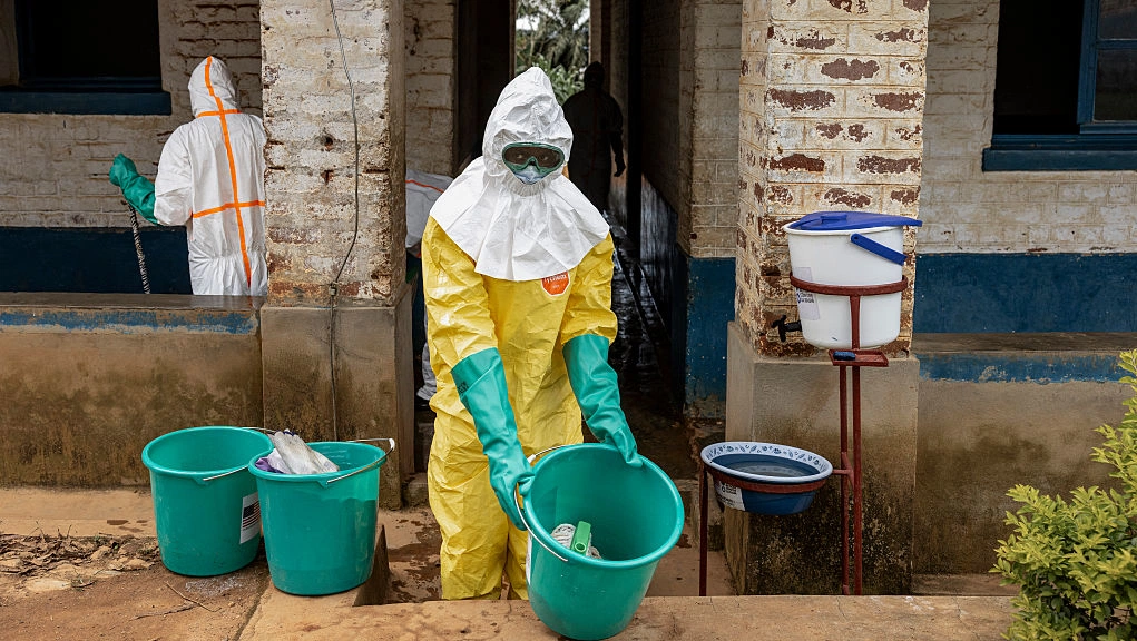 EU rushes Ebola aid to Congo as Italy clears cases