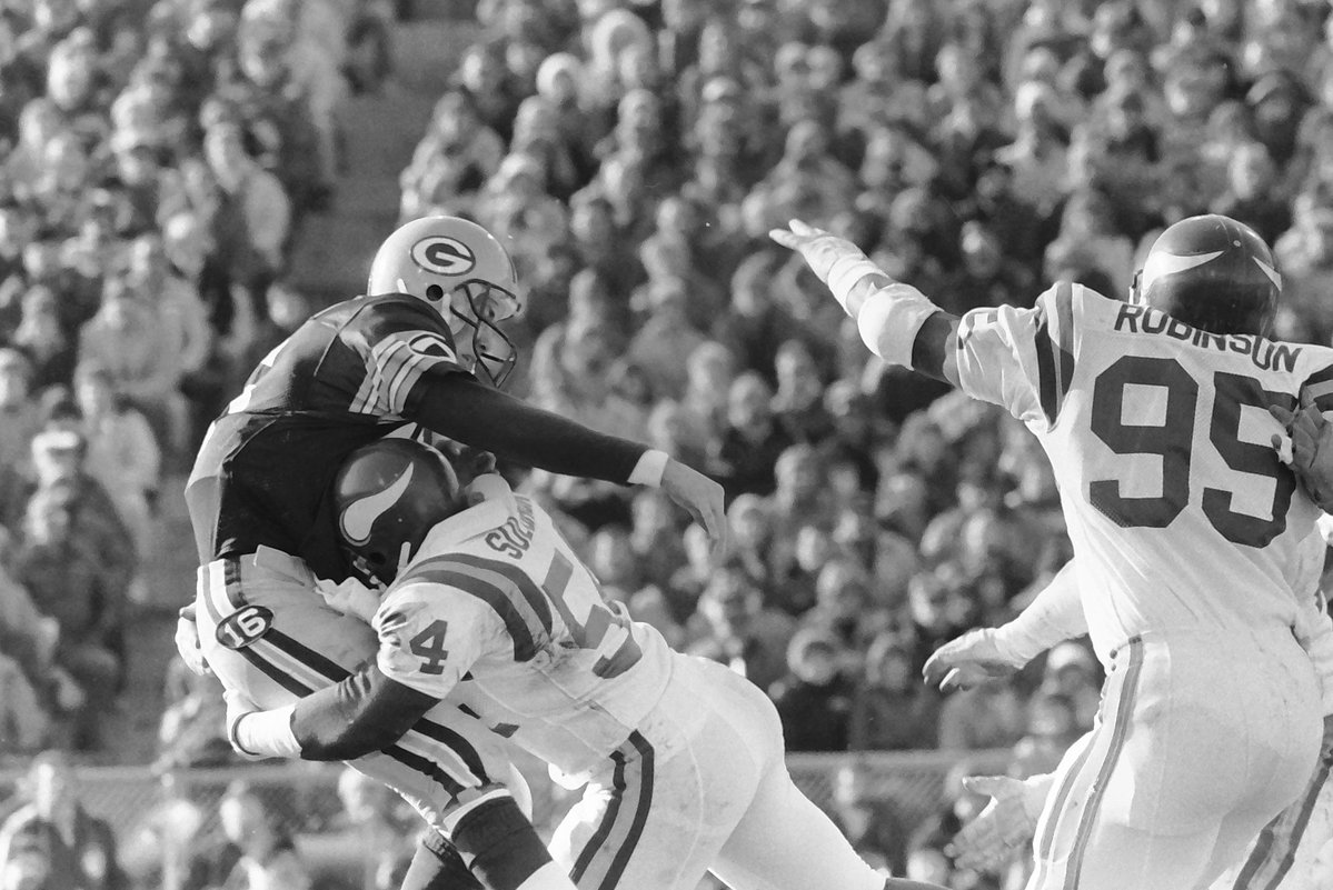 The Big Lead ranks every NFC franchise's worst starting QB of all time