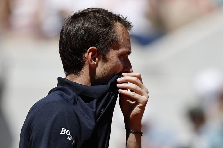 Tennis-Medvedev rules out skipping French Open despite cruel deja vu