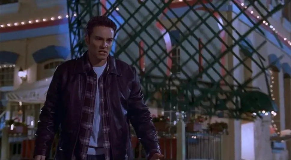 15 movie deaths that could have easily been avoided