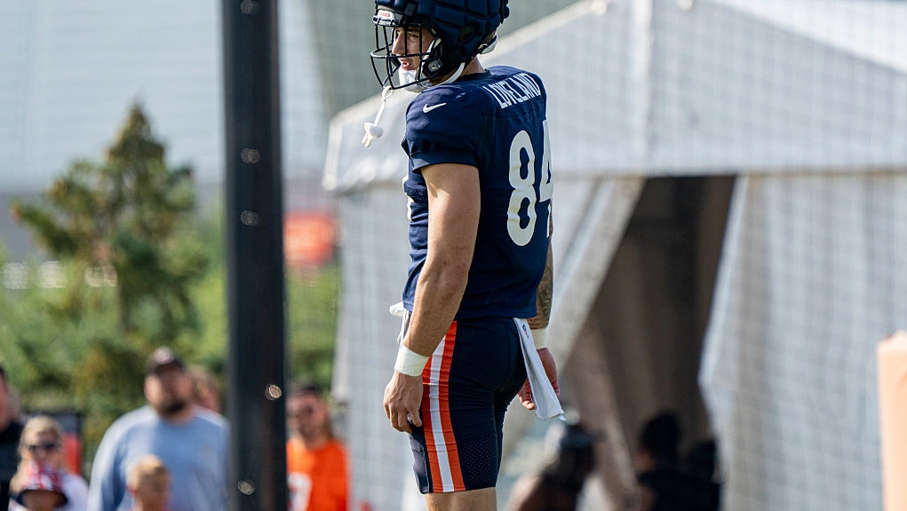 Colston Loveland coins 'Dr. Bagent' nickname for Bears QB